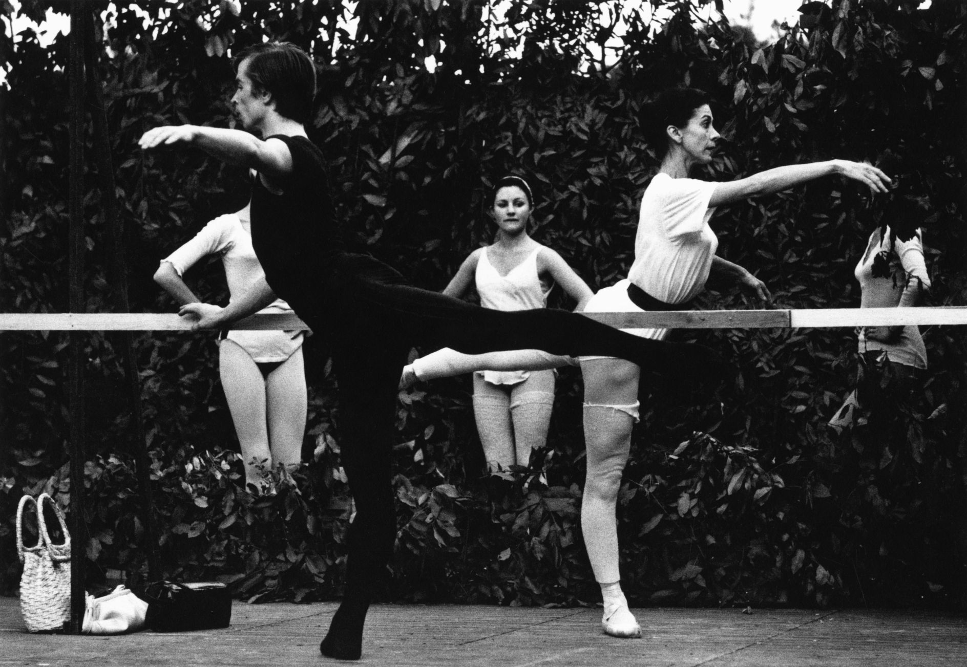 Backstage at the Ballet: Photographs by Colin Jones from the 1960s and ...