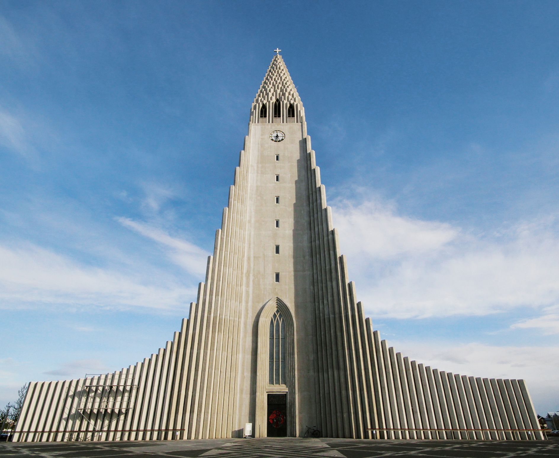 Concrete: Stunning photography of the world's most magnificent concrete ...