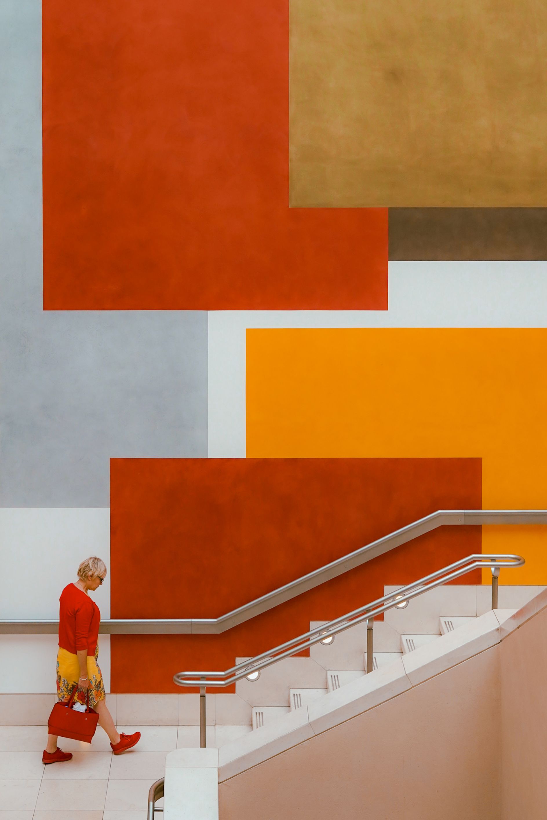 Primary-coloured photographs of 'quirky' London by Josh Edgoose ...