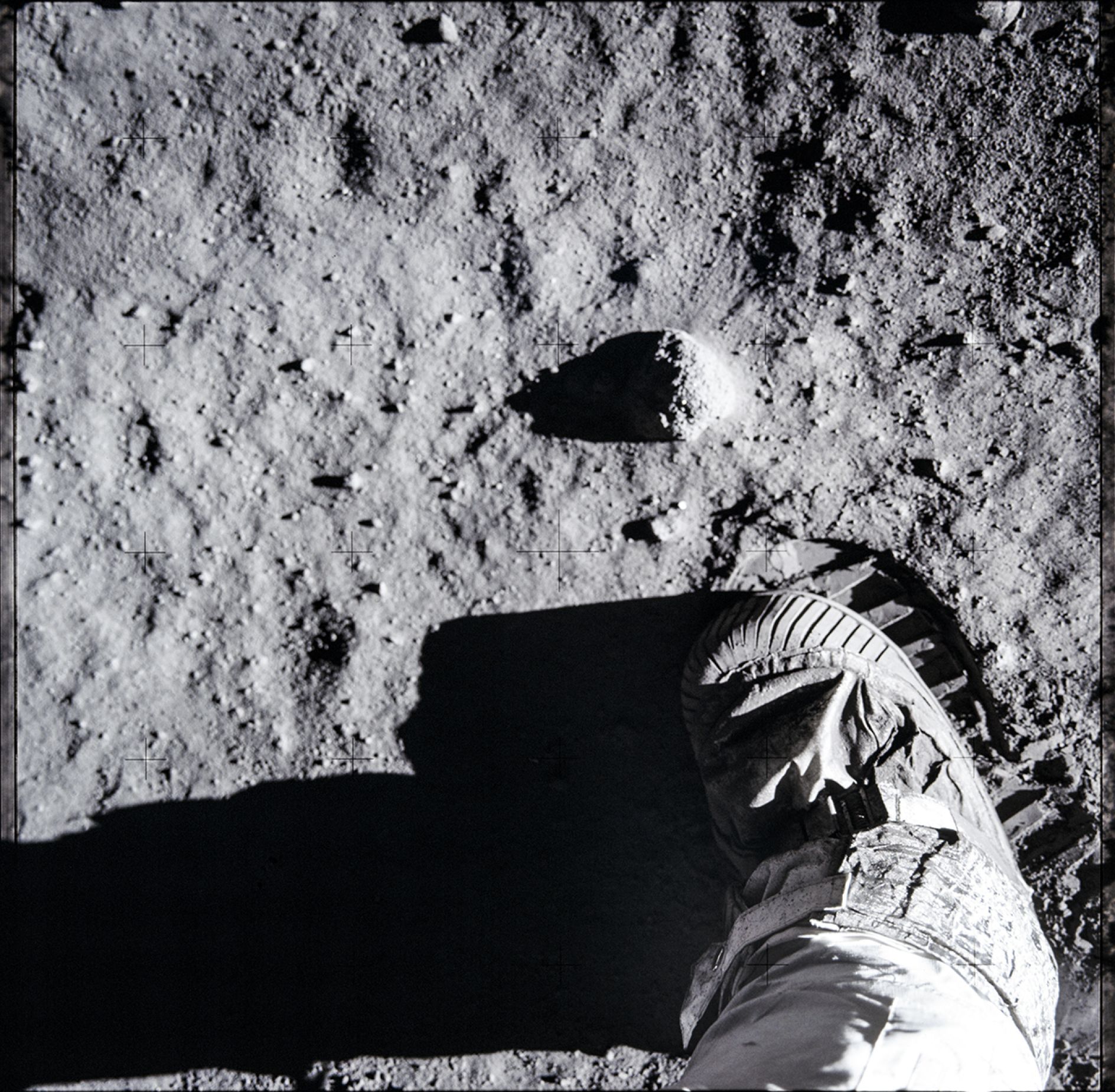 Apollo VII – XVII: Photographs taken by NASA’s Apollo mission ...