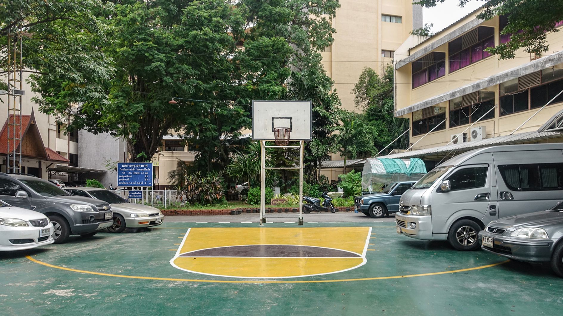 World of Hoops: Photographs that reveal different cultures surrounding ...