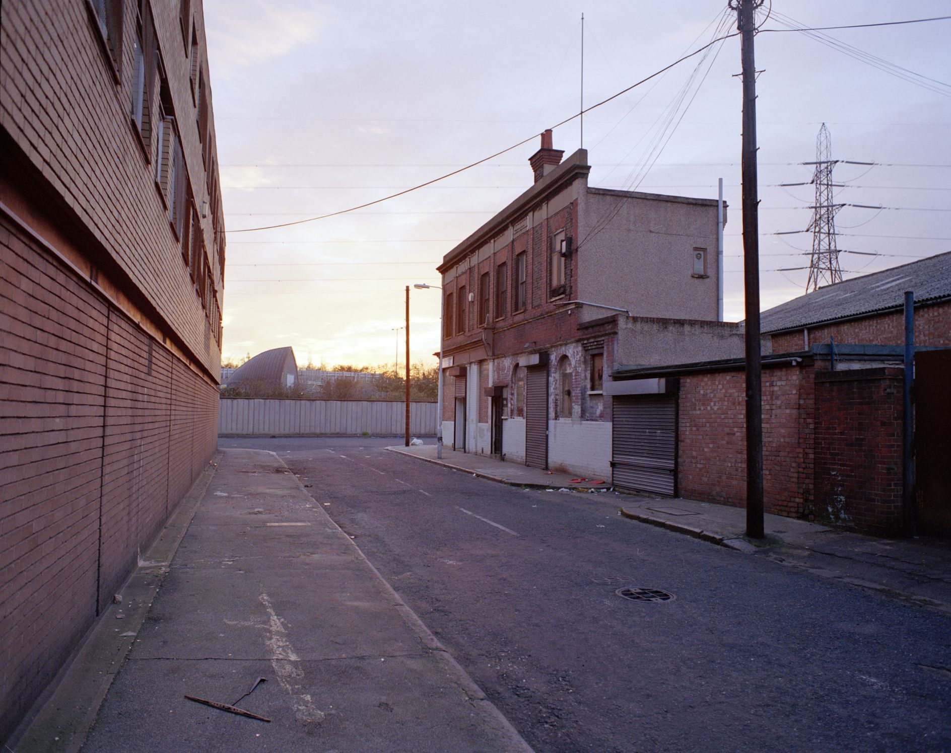 London Ends: Photographer captures the forgotten edges of London ...