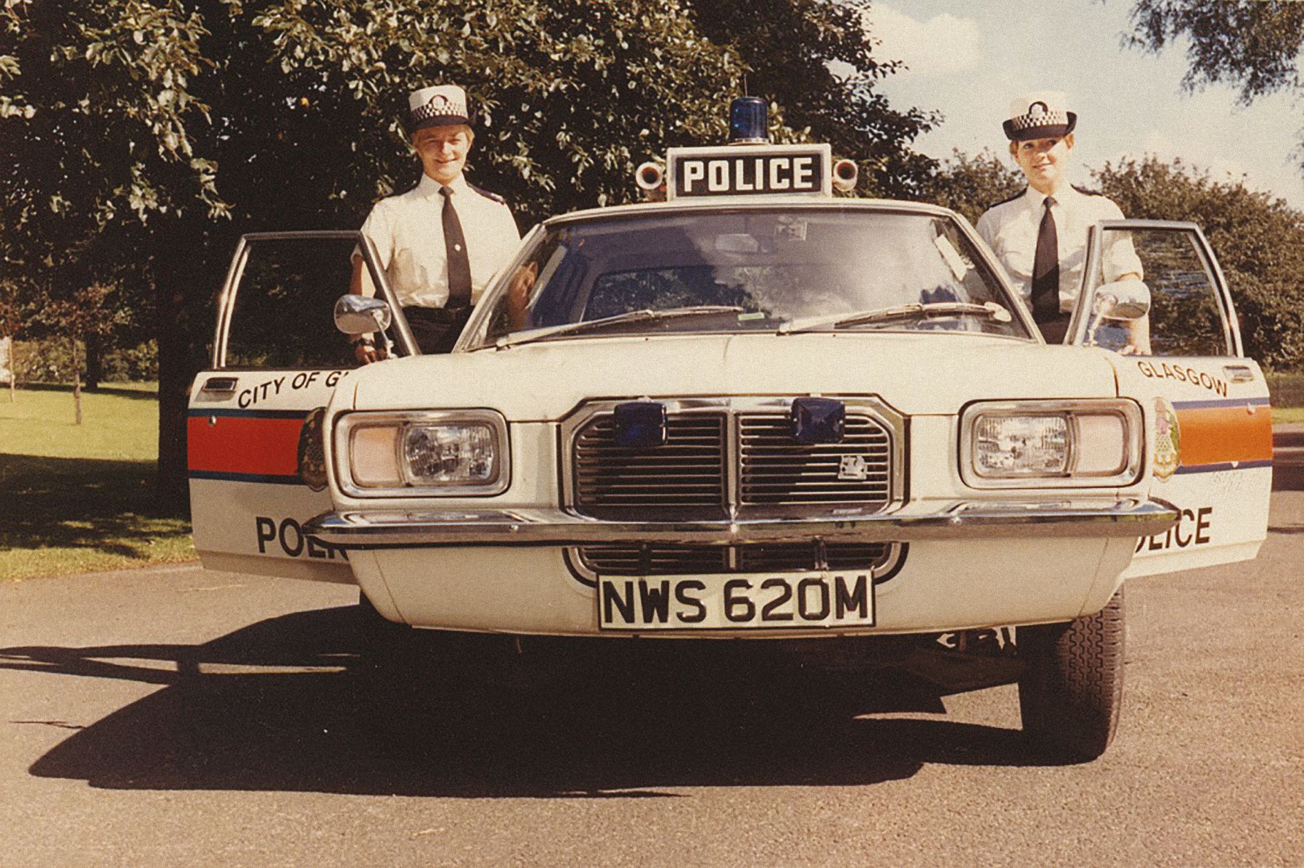 No sirens or truncheons here: a minimal identity design for the ...