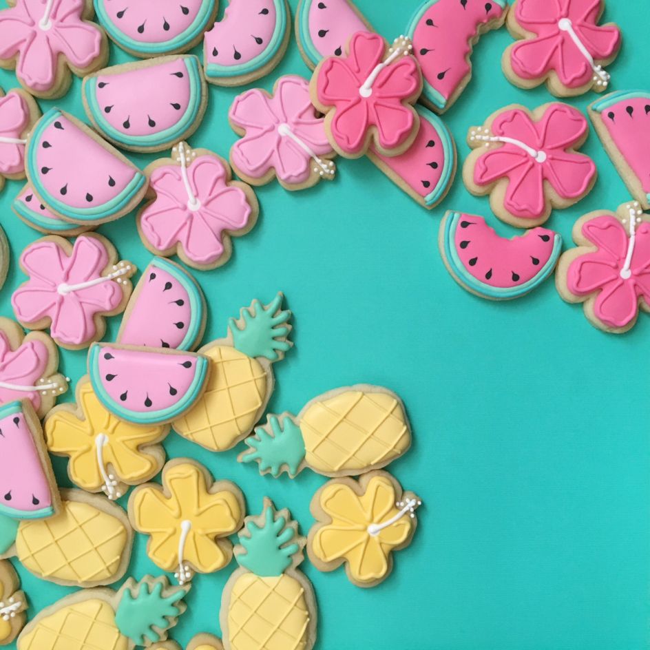 Graphic designer uses her own design skills to craft colourful sugar ...