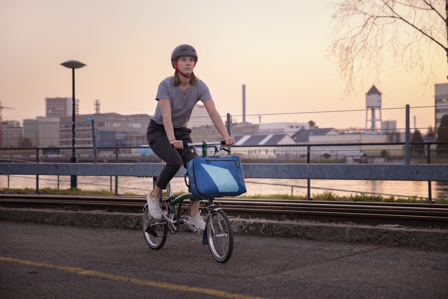 Freitag and Brompton Bikes collaborate to put a new spin on backpacks ...