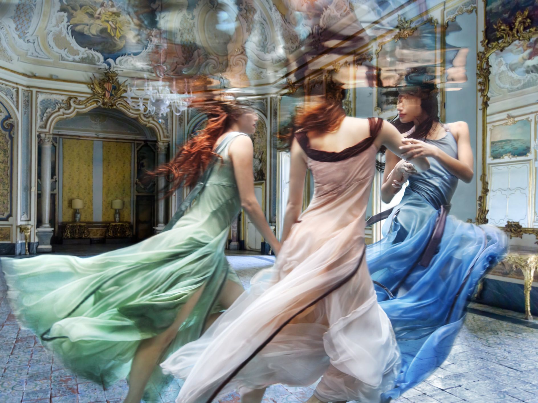 Barbara Cole's underwater photos are ethereal, timeless and utterly ...