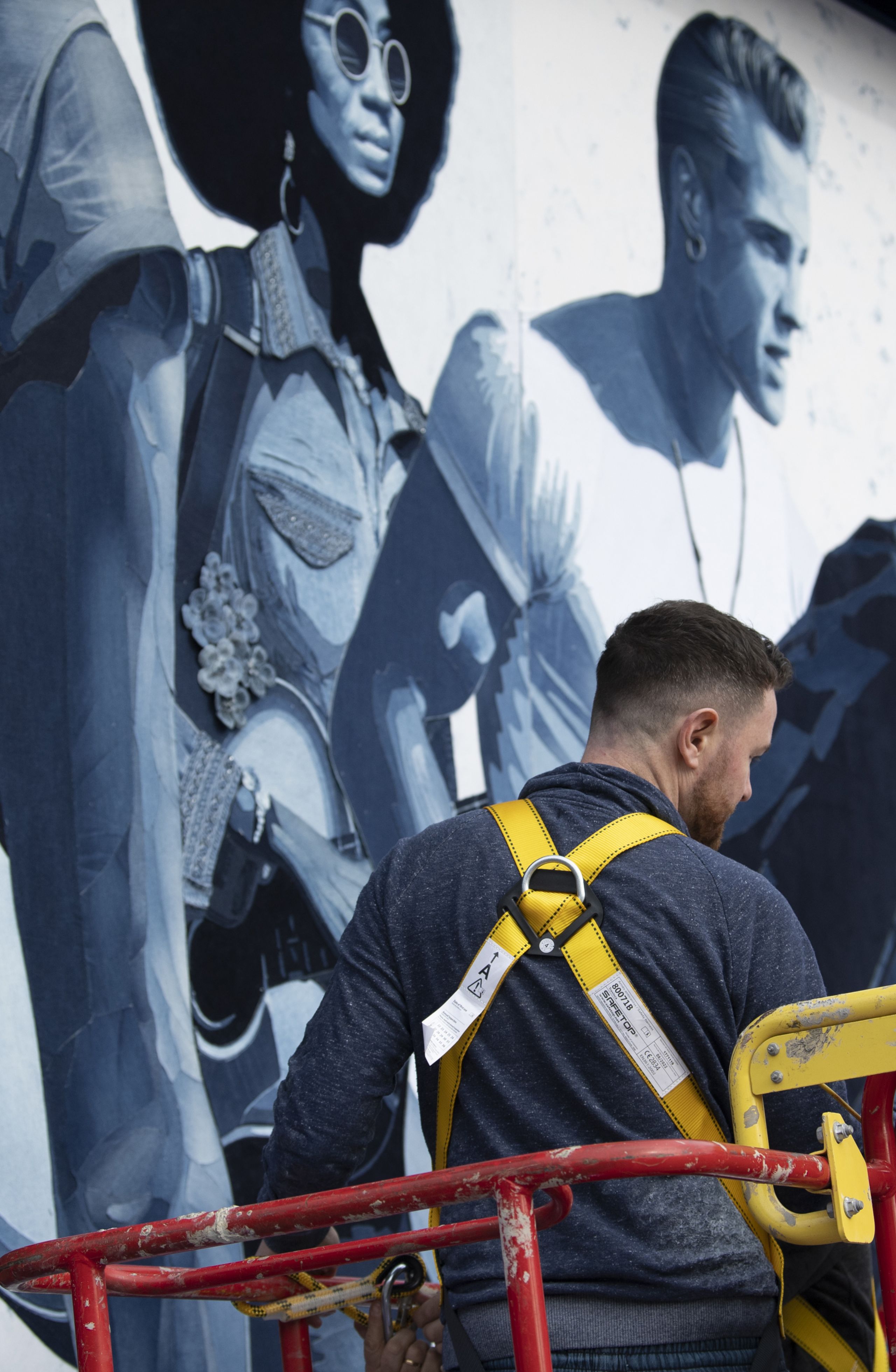 Jeans Genius: Ian Berry's denim billboard for Levi's is on show at ...
