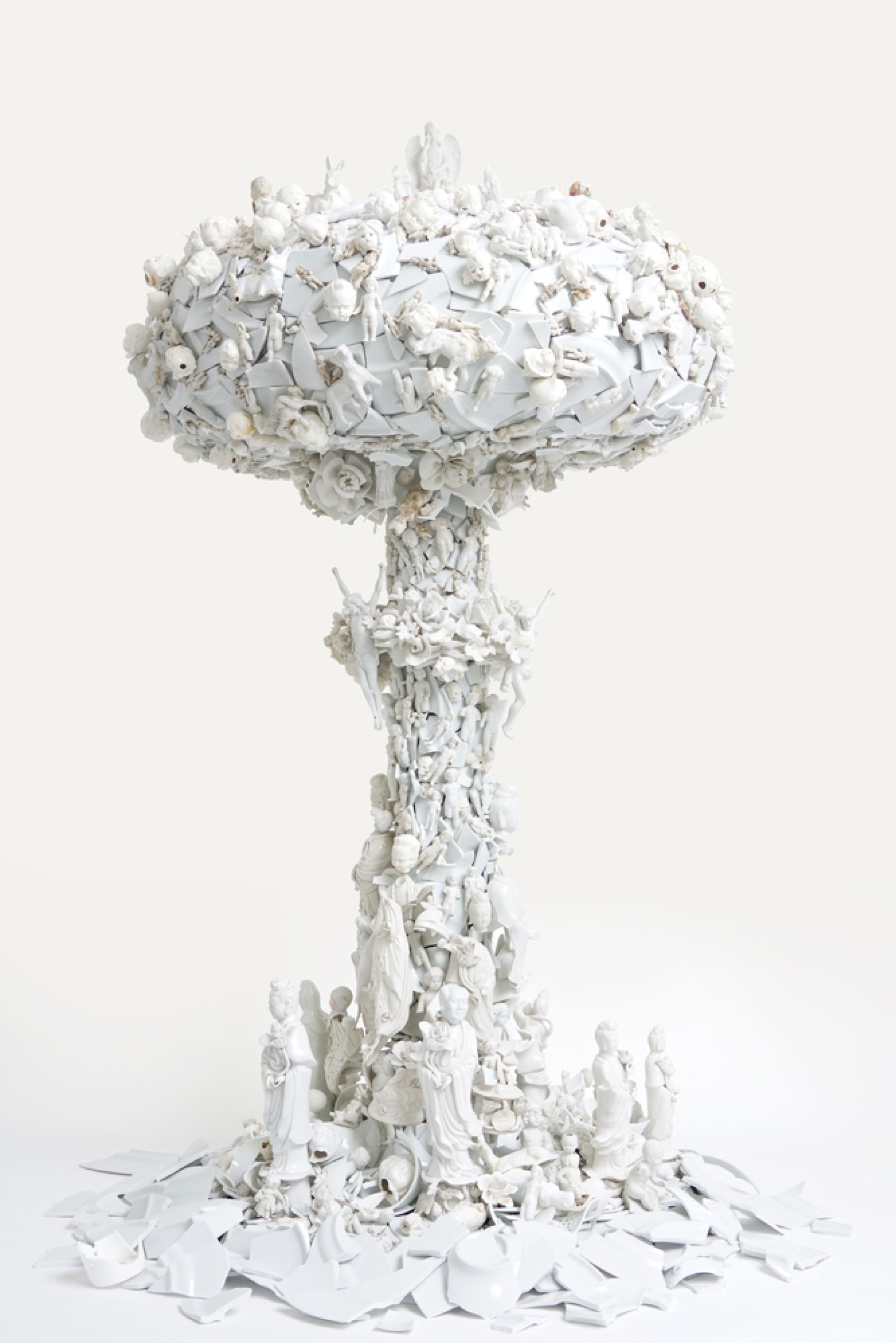 War & Pieces: Sculpture of thousands of fragments of porcelain depict a ...