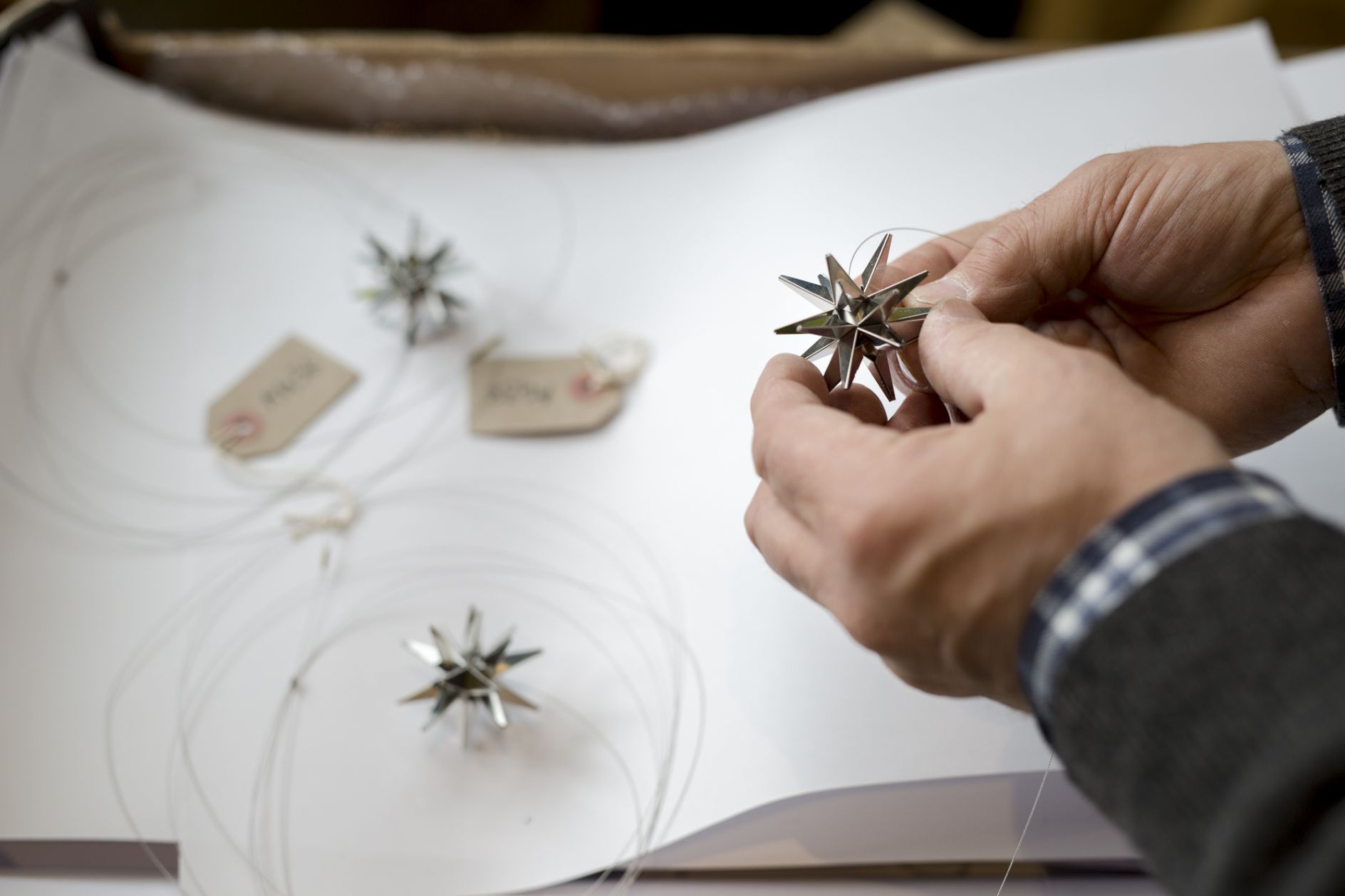 A face made from 2,000 stars celebrates the 400th anniversary of ...