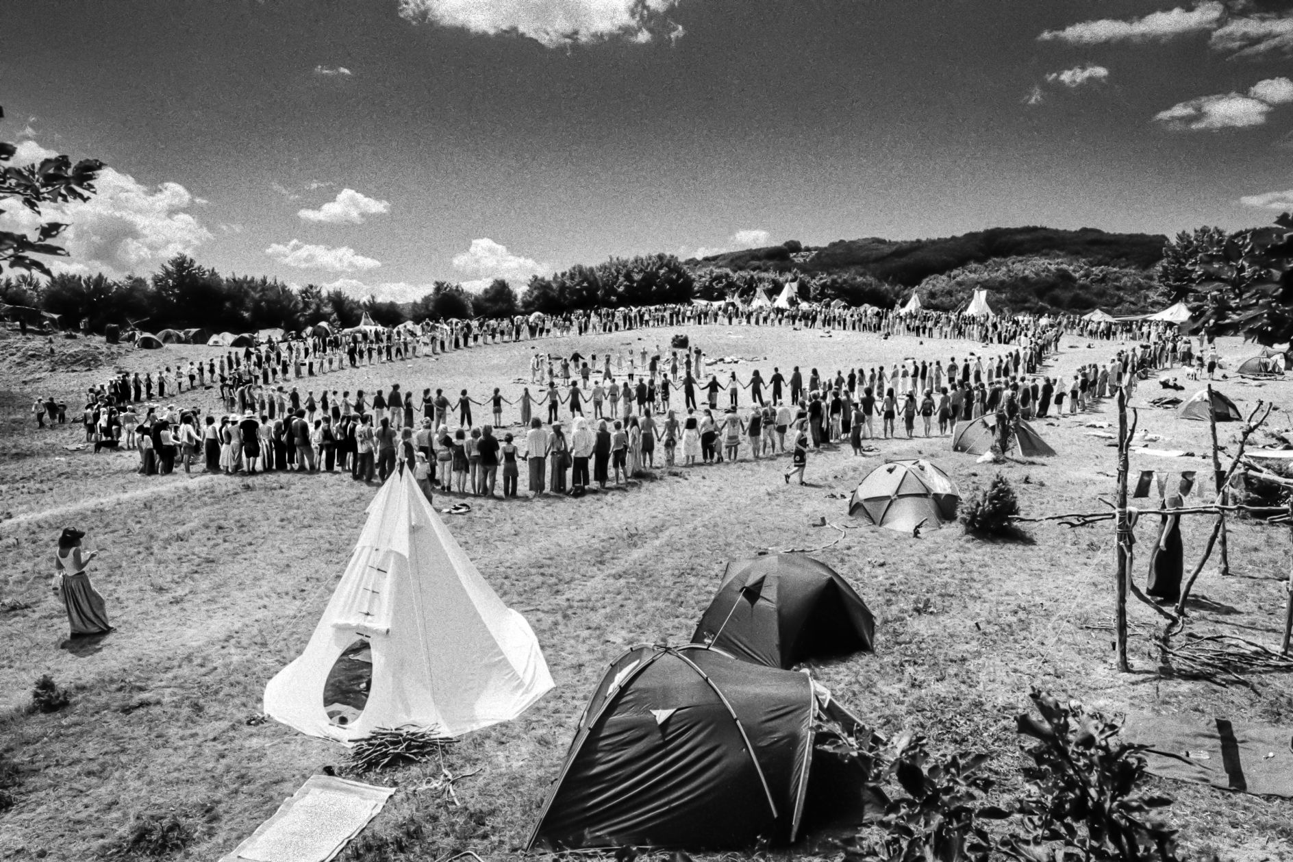 RAINBOW: Joth Shakerley captures rarely seen human connections in new photo book | Creative Boom