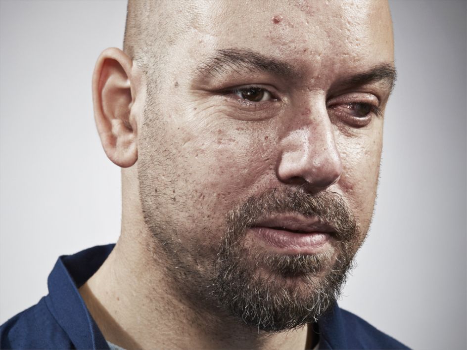 Beautiful emotional portraits of visually impaired workers | Creative Boom