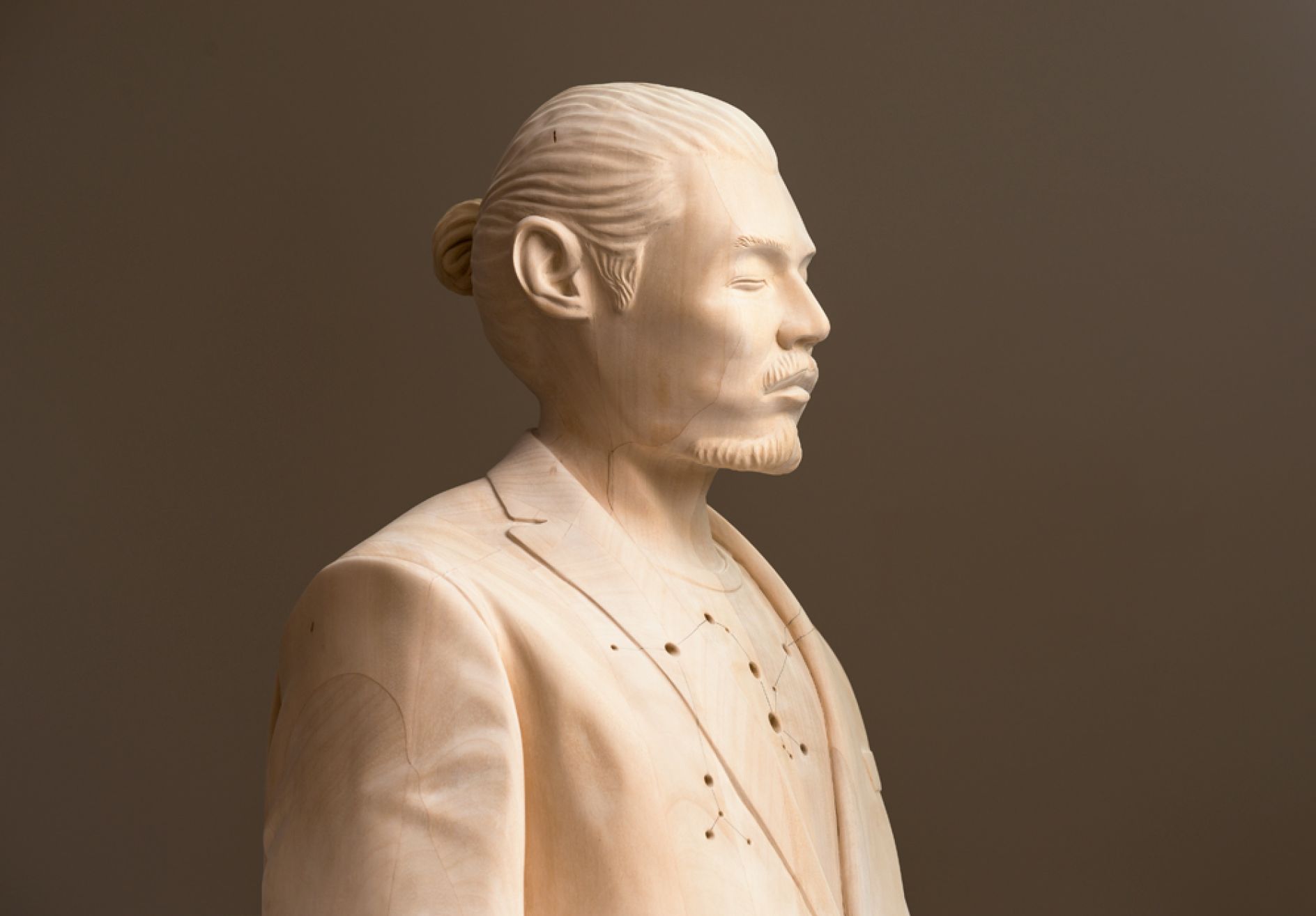 Wooden sculptures of twisted human forms by artist Paul Kaptein ...