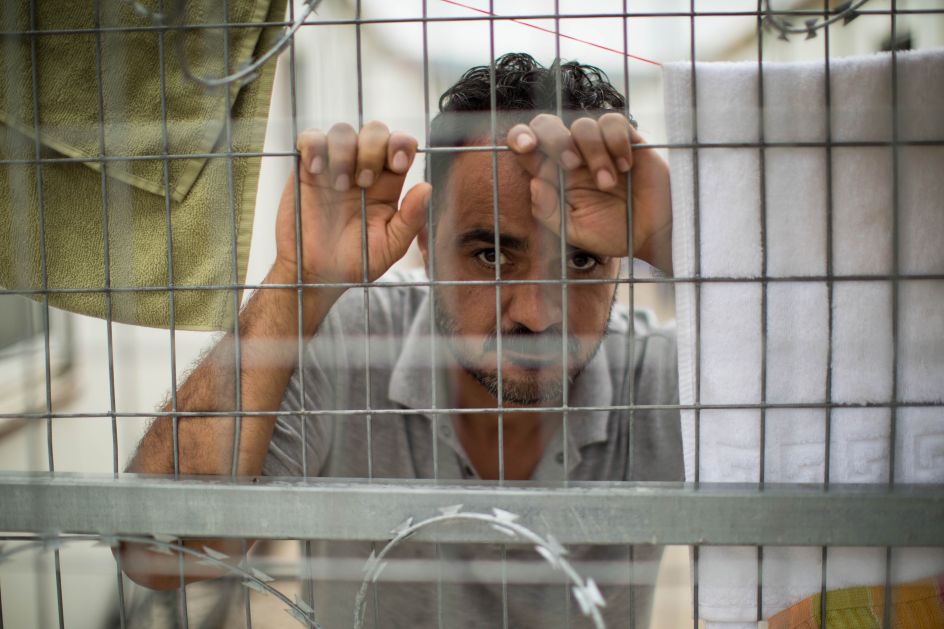 The Lost Men of Syria: Edward Jonkler's revealing images of refugee ...