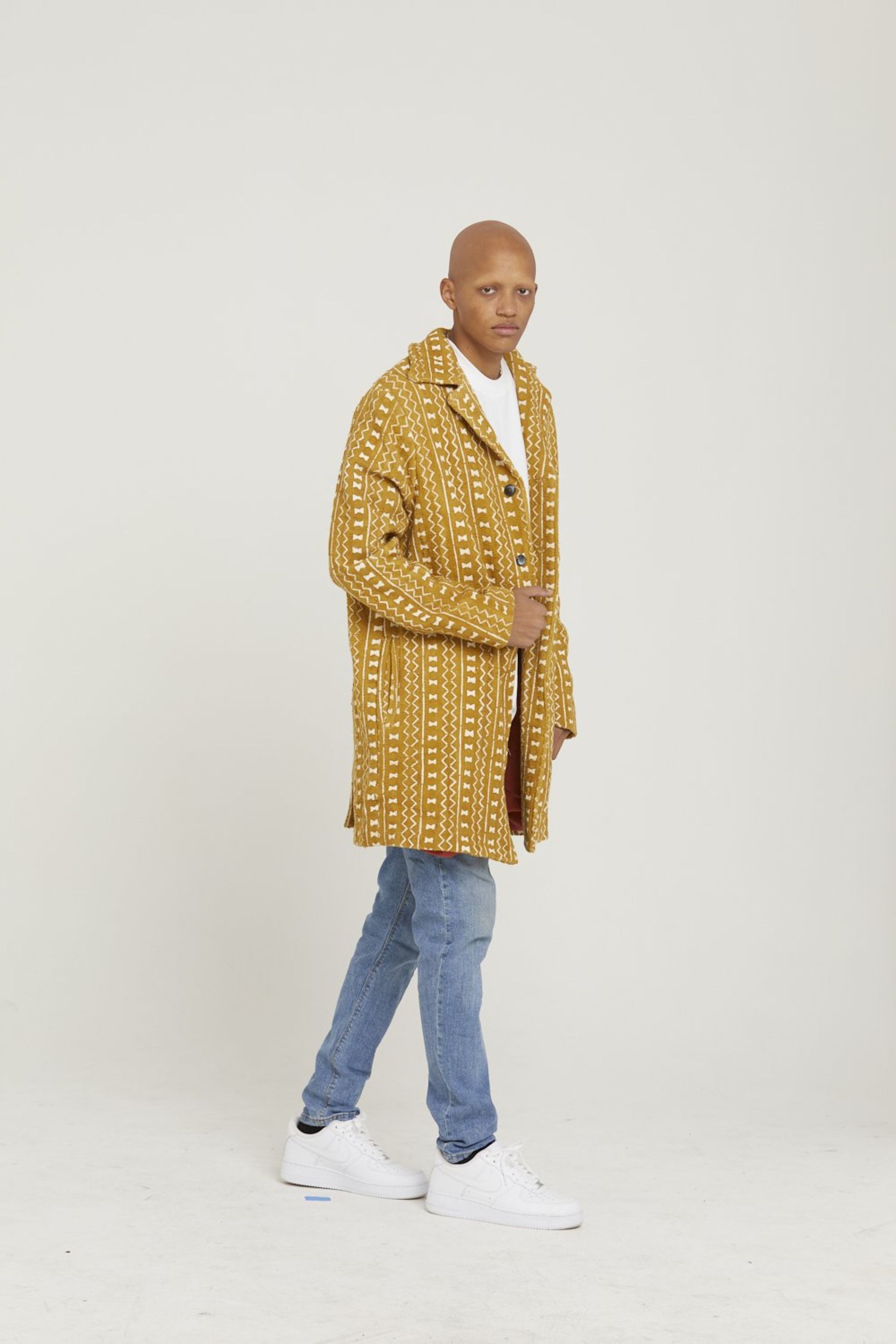 Akintunde Ahmad’s new fashion line takes African textiles global ...