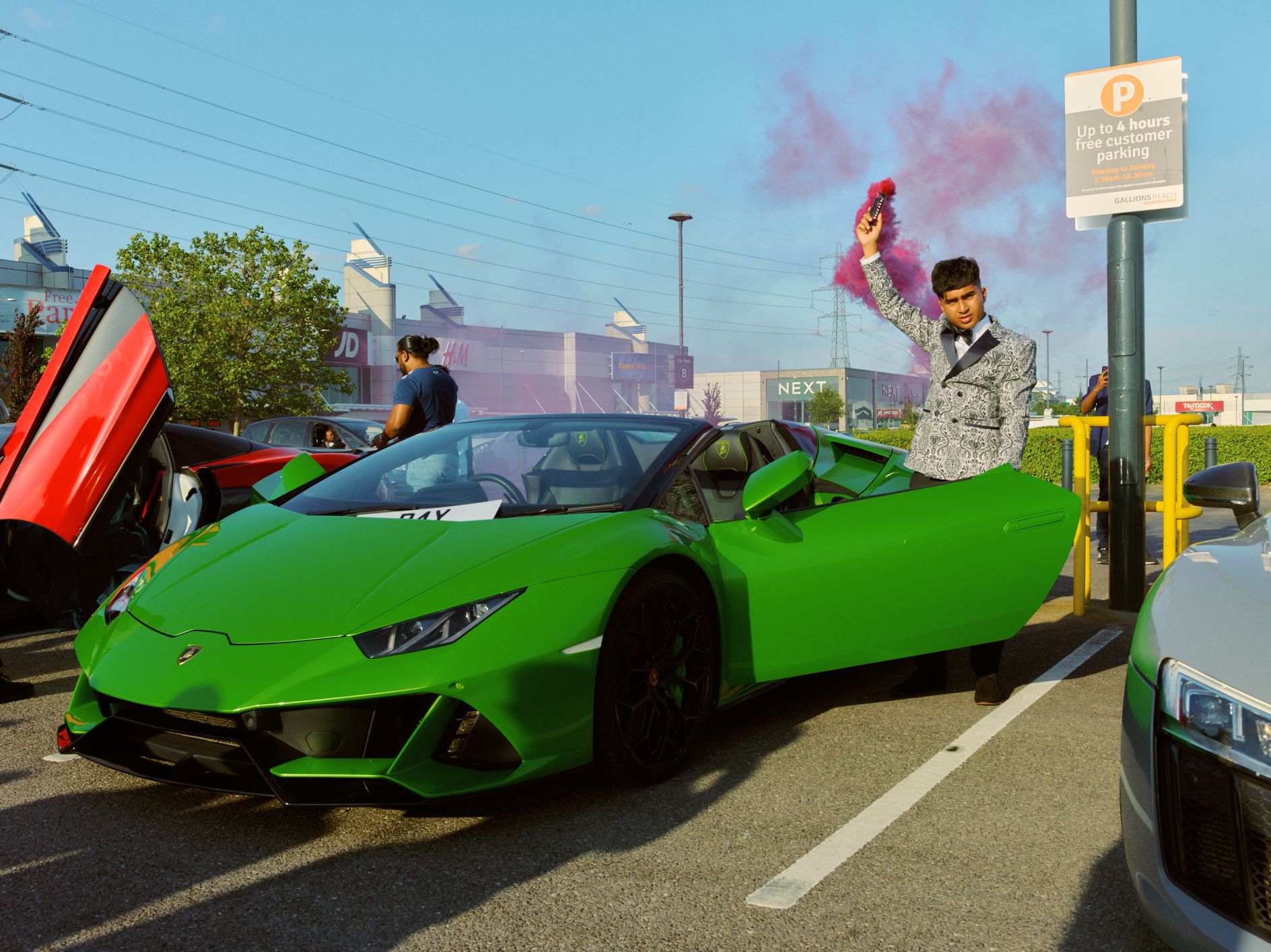 Jack Kenyon's prom photos take a closer look at East London car culture ...
