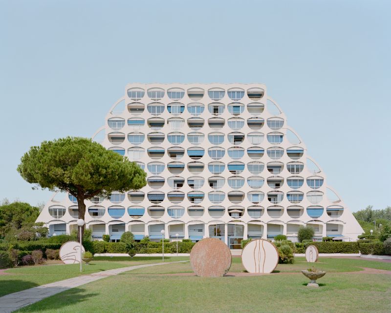 La Cité Oasis: an enchanting photographic journey through France's most ...