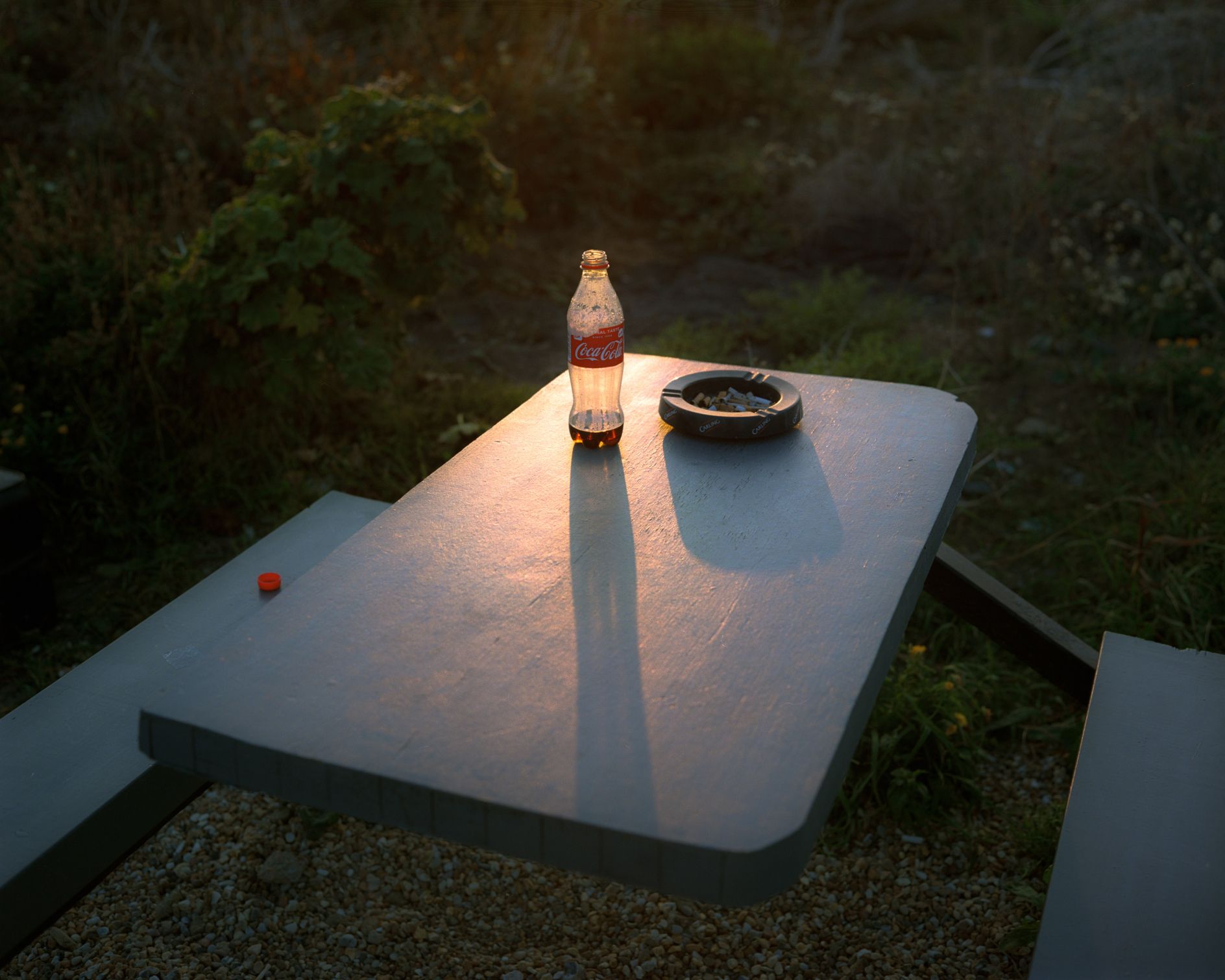 Photographer Ian Howorth captures the eternal disconnect of living in ...