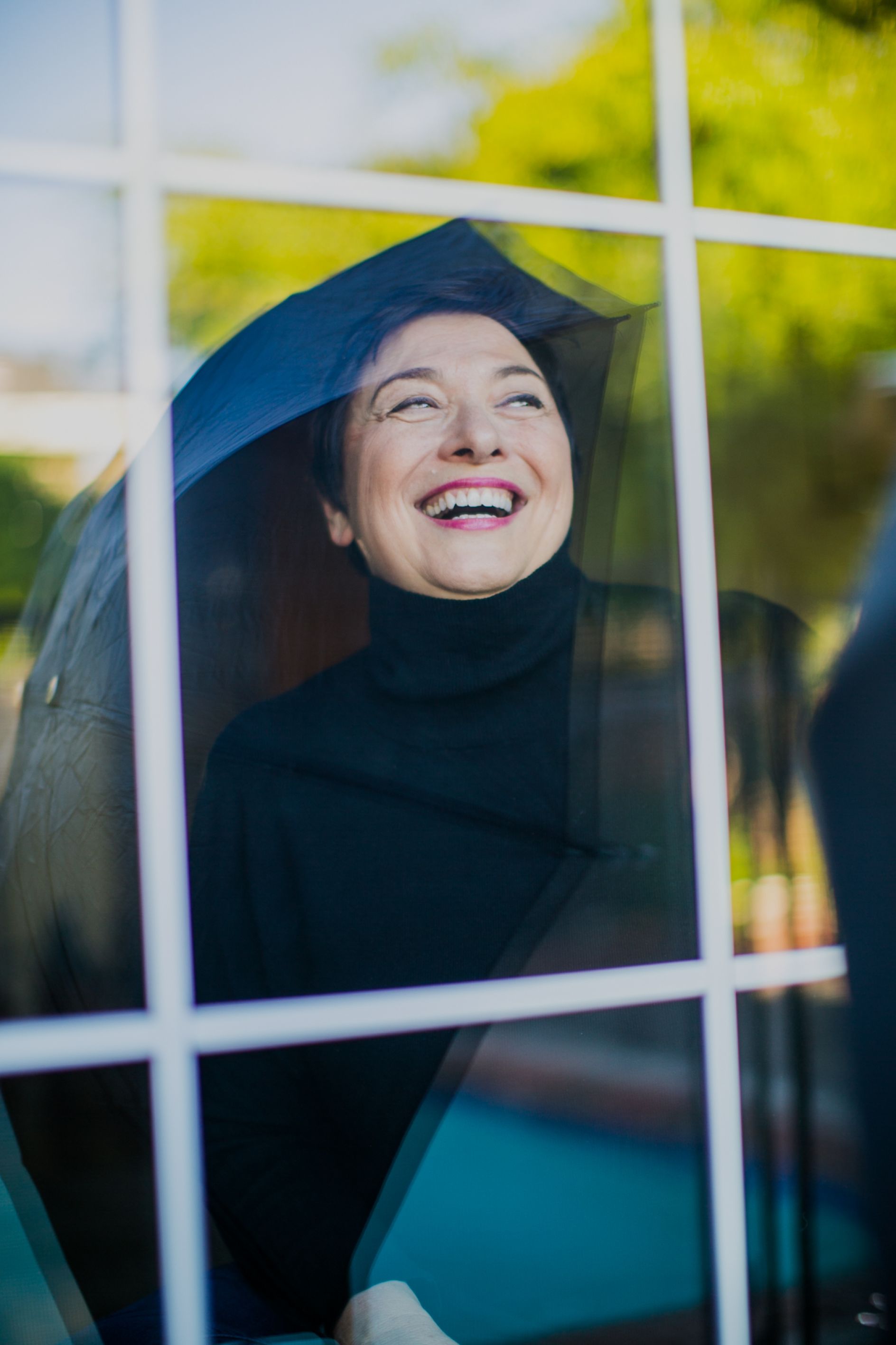 Photographer Caroline White captures beautiful portraits through people ...