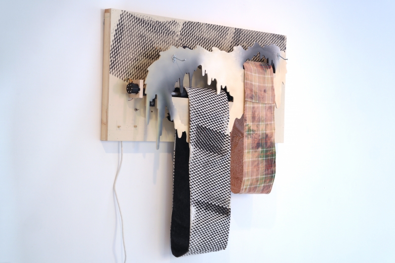 Conveyors: artist Derek Larson creates motorised paintings that ...