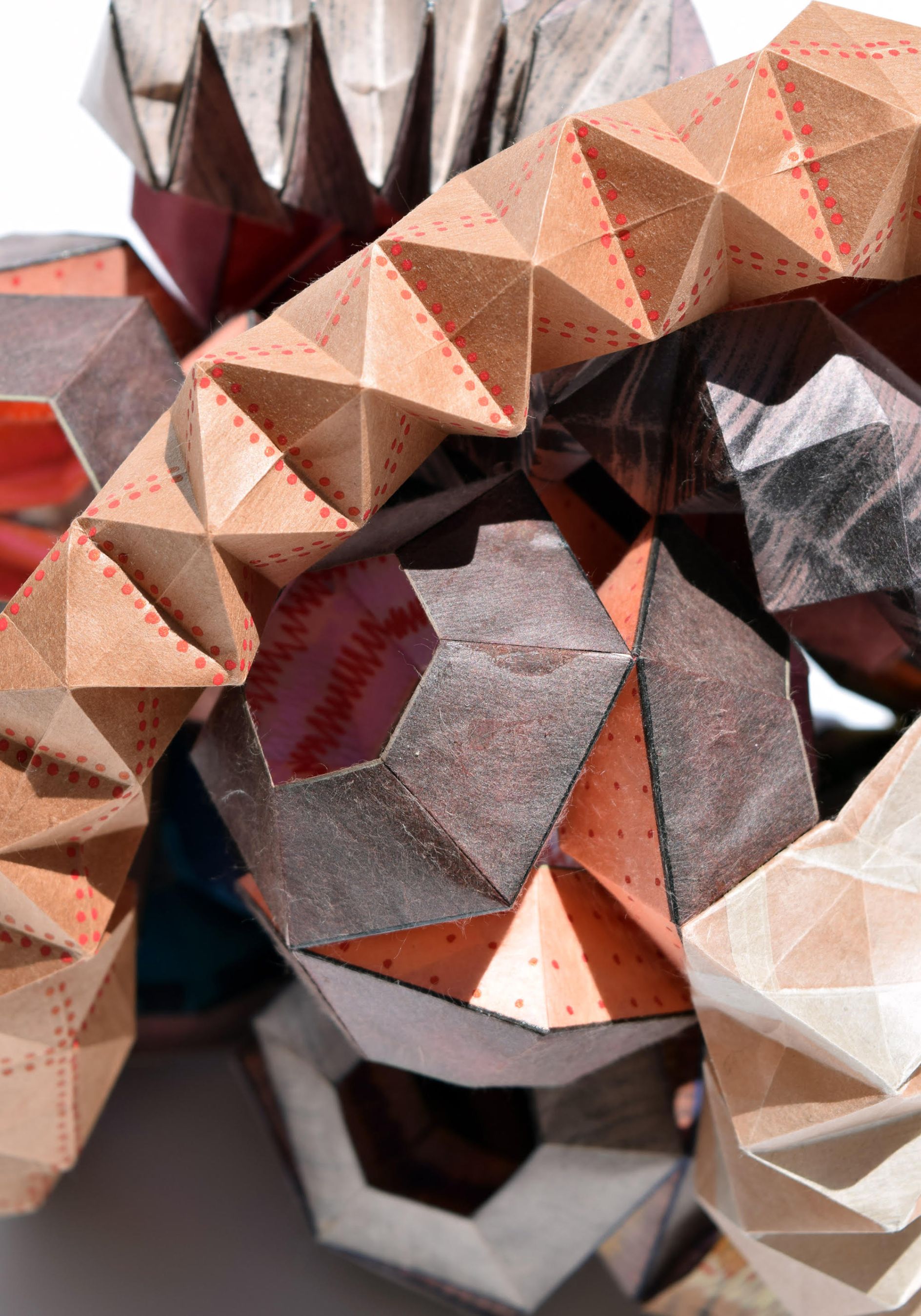 Andrew Ooi's intricate 3D artworks crafted by hand out of thousands of ...