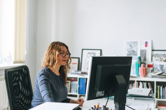 25 exciting female graphic designers and illustrators to follow this ...