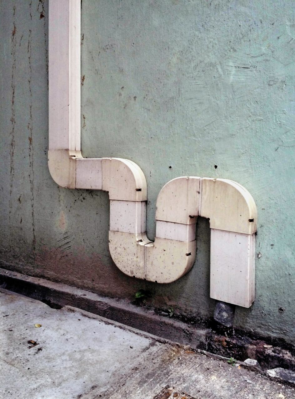 Scavenger Lanes: Photographer captures the back alleys of Hong Kong ...