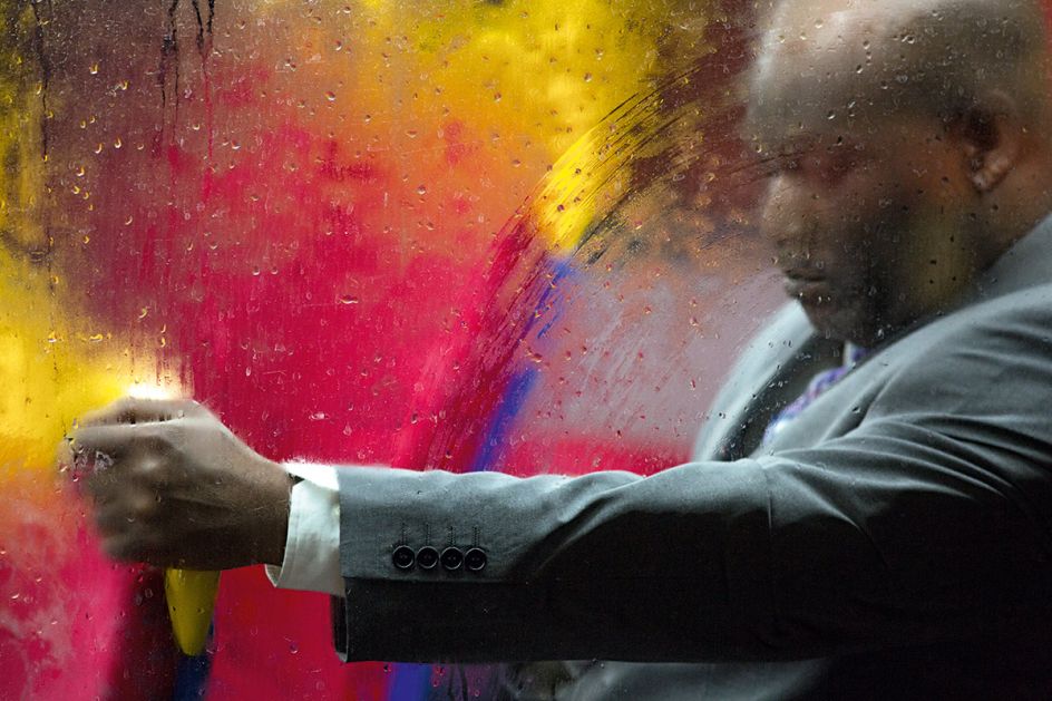 On the Night Bus: Beautiful but unsettling portraits of commuters on ...