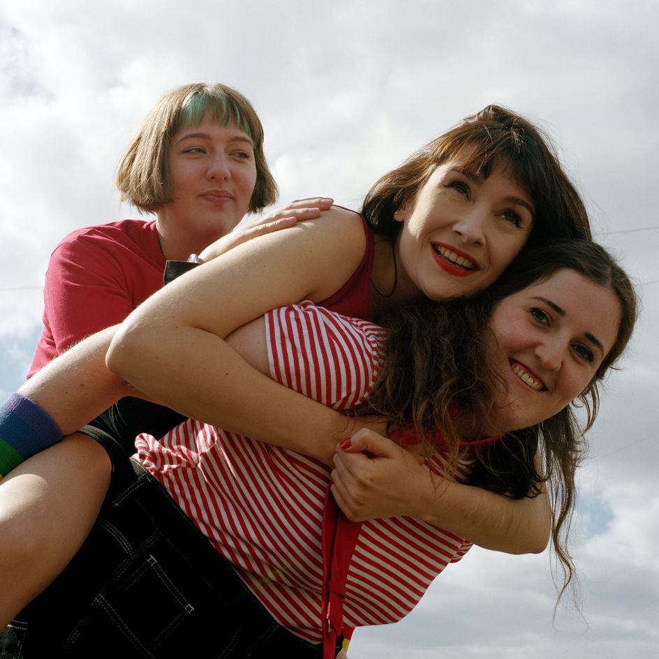 Manchester Girls: Photographs that celebrate Northern women, their ...