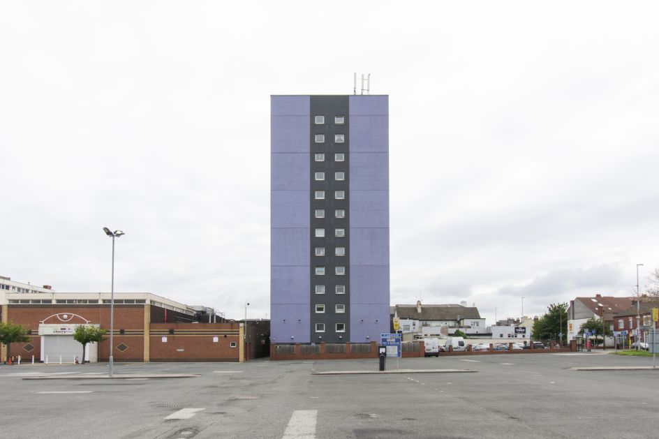 Urban Isolation: Stuart Allen on his love of photographing lonesome ...