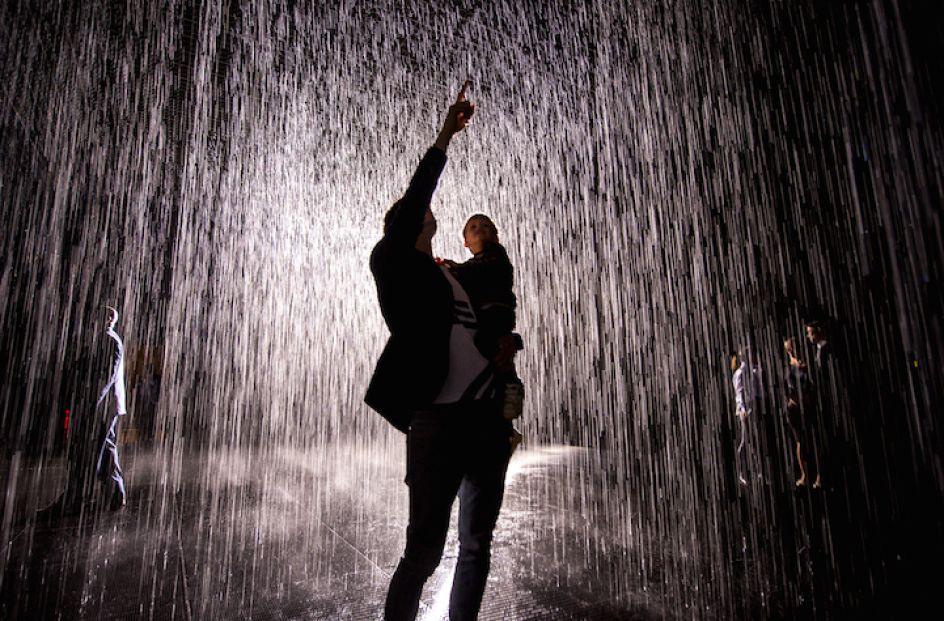 Rain Room: Art installation that lets you experience rain indoors ...