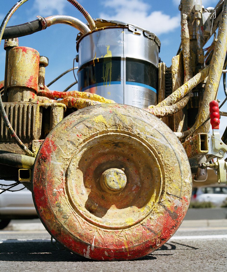 Kent Andreasen documents life through a lens, turning the ordinary into ...