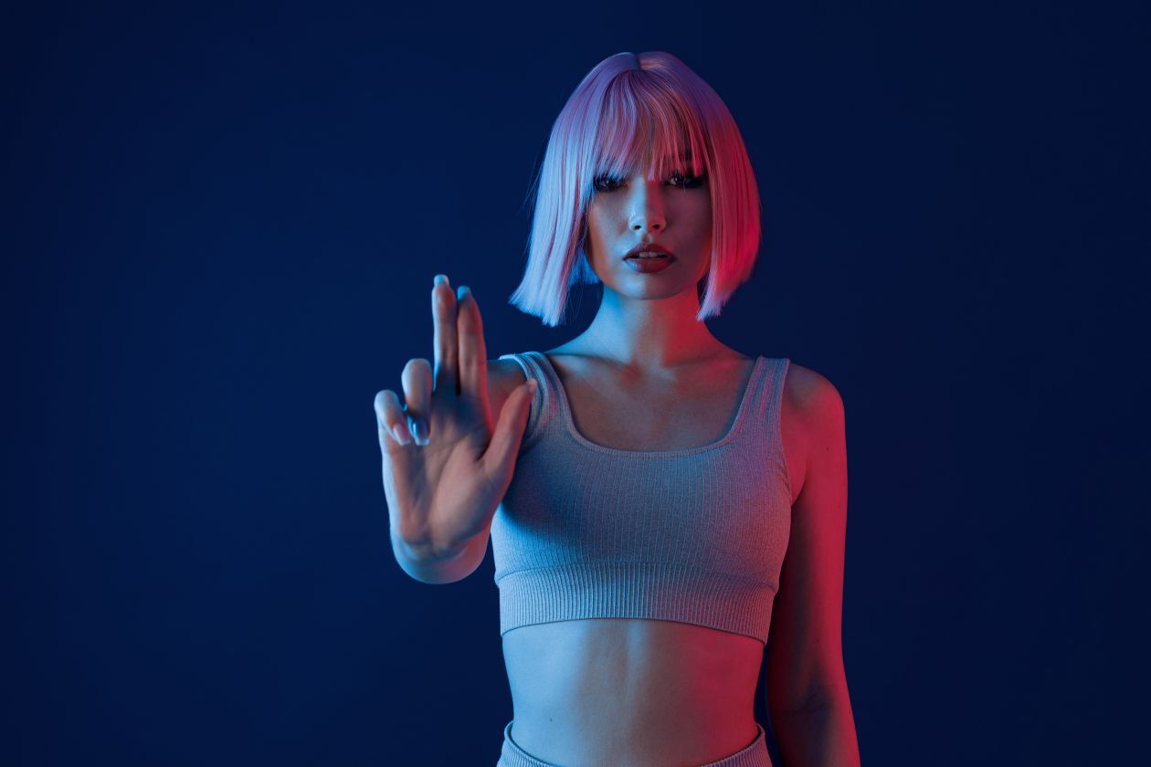 Fay uses 'chopped-and-screwed 3D data bars' to refresh startups' platform Harmonic | Creative Boom