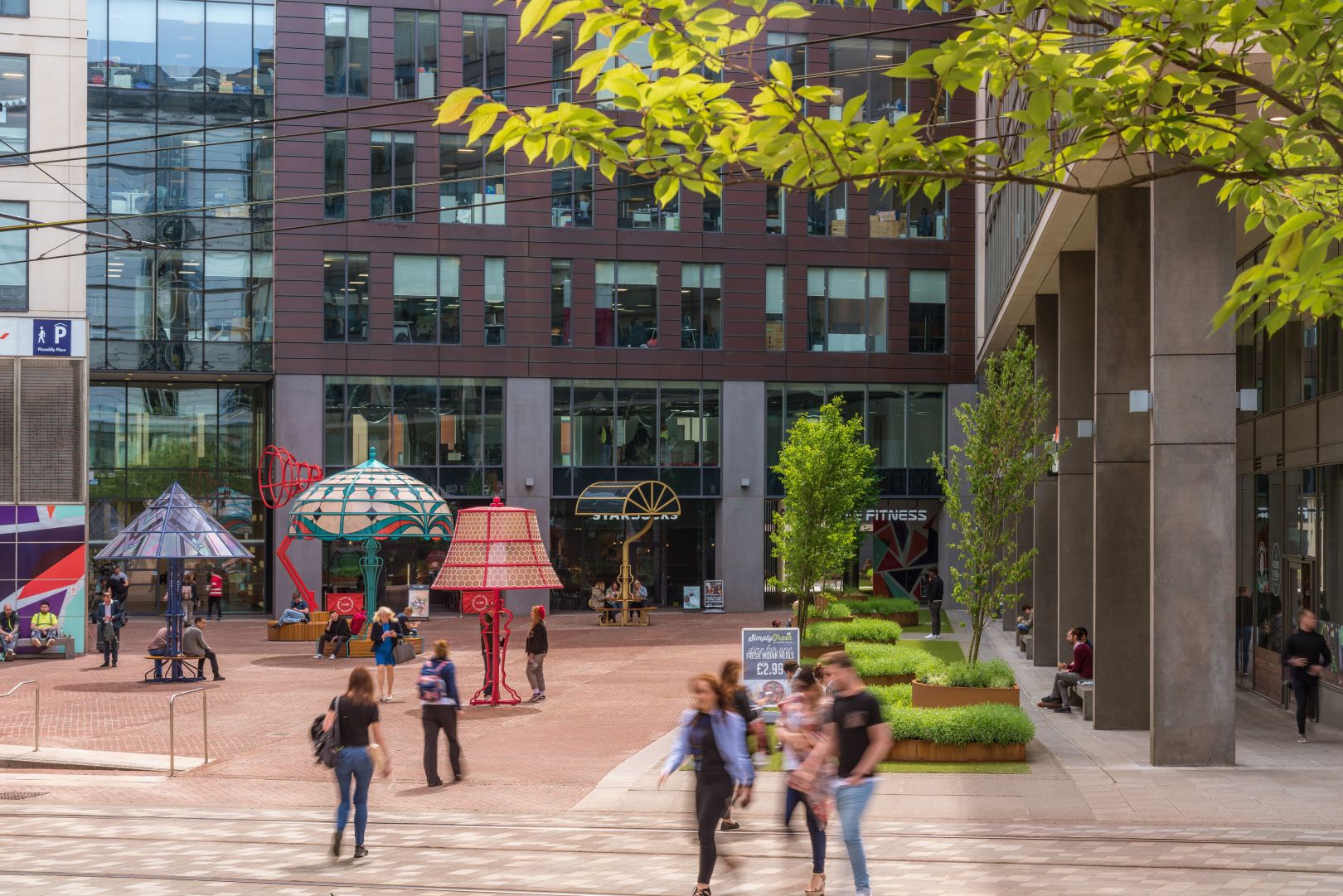 New giant lamp sculptures shine a light on Manchester's epic history ...