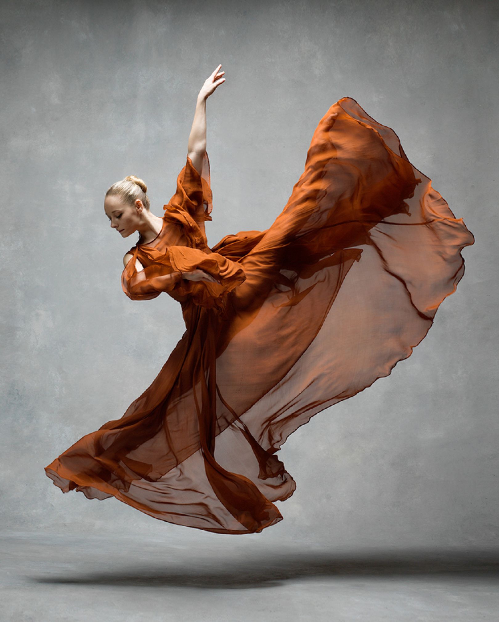 The Art of Movement: Breathtaking photographs of incredible dancers in ...