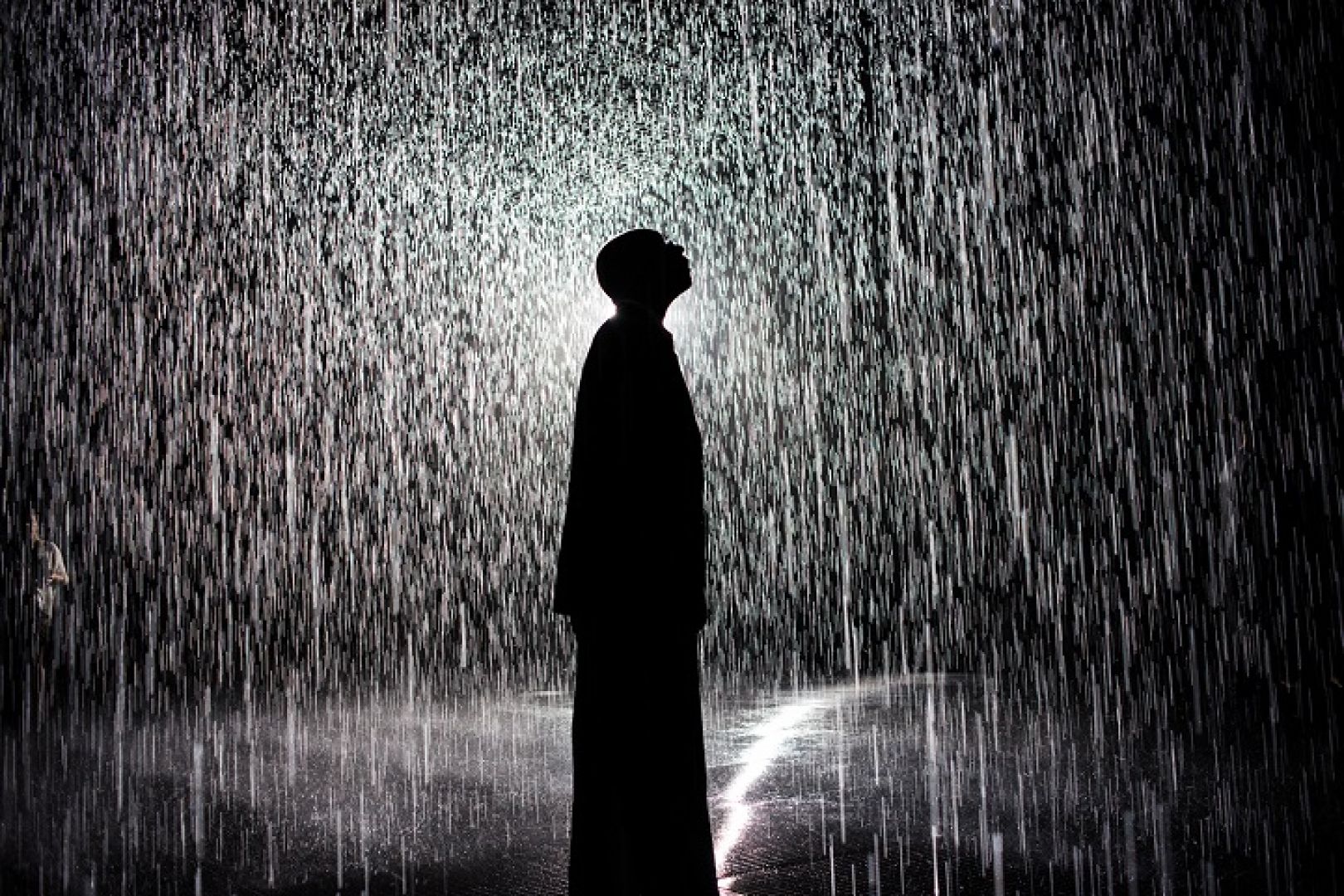 Rain Room: Art installation that lets you experience rain indoors ...