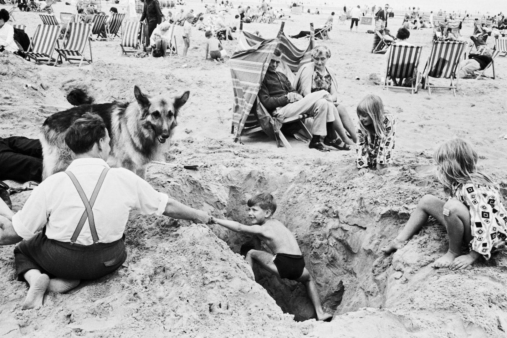 The Great British Seaside: beach photography from the 1960s to the ...