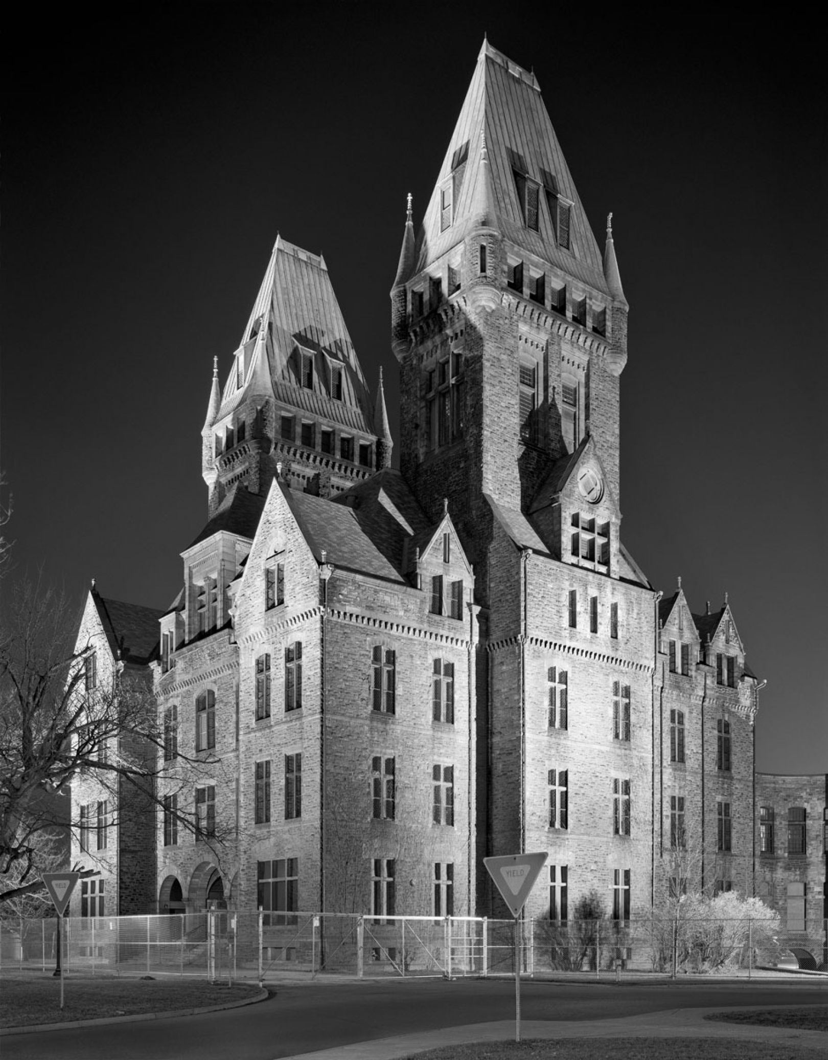 Asylum: Photographer Christopher Payne captures the interiors of ...