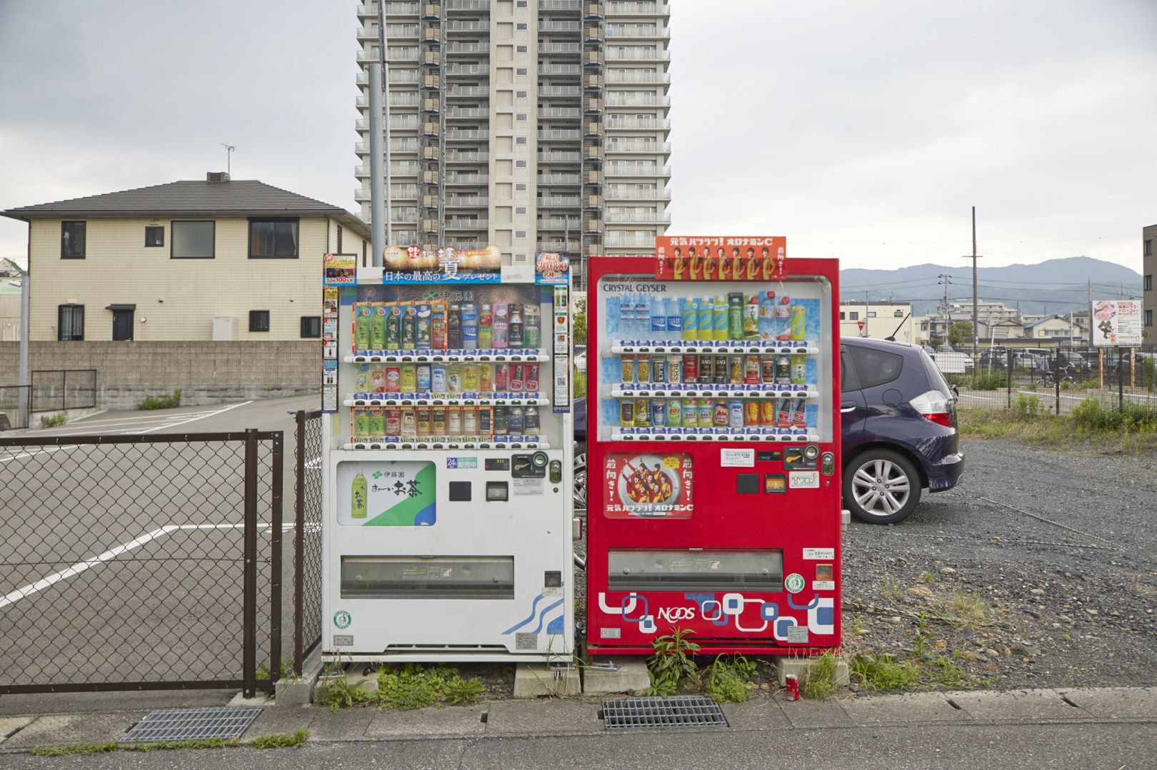 Jidouhanbaiki: Photo series that explores Japan's obsession with ...