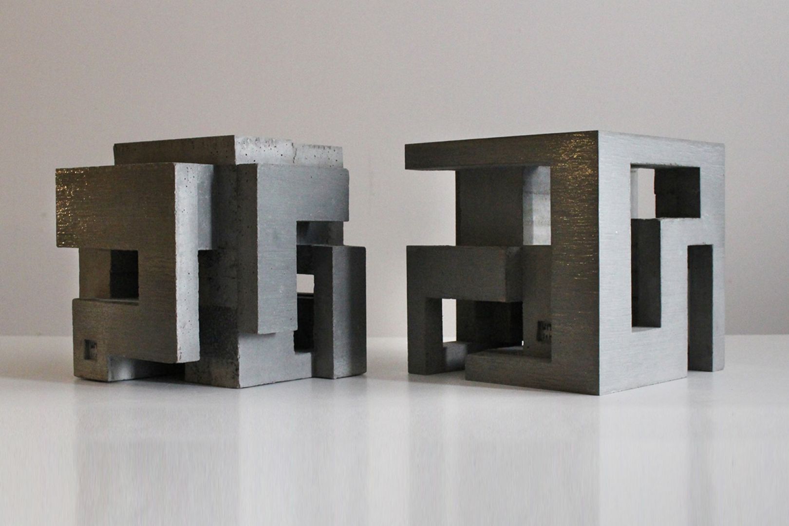 Concrete modular sculptures that create an optical illusion by David ...