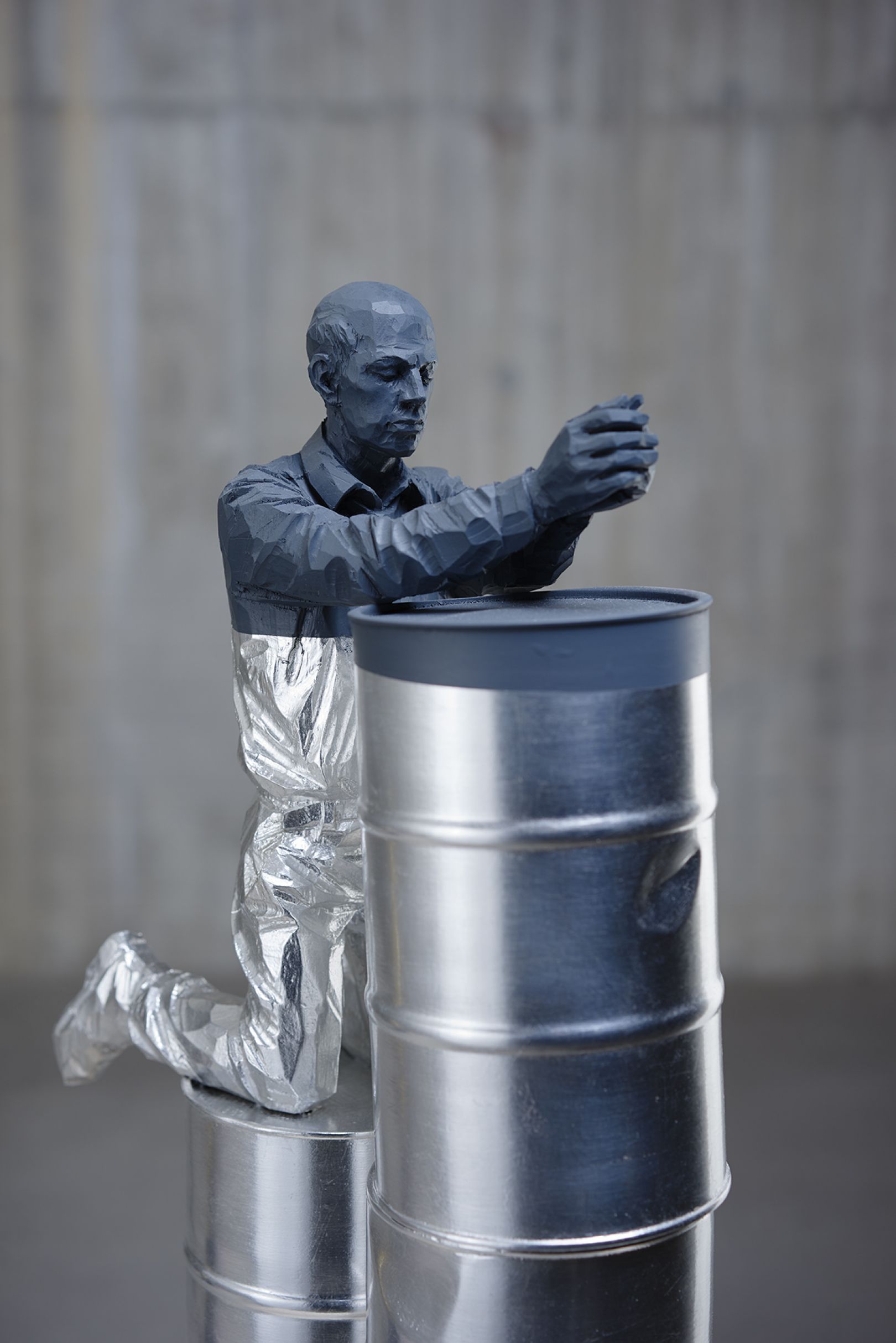 Wooden Wonders: The surreal sculptures of Willy Verginer | Creative Boom