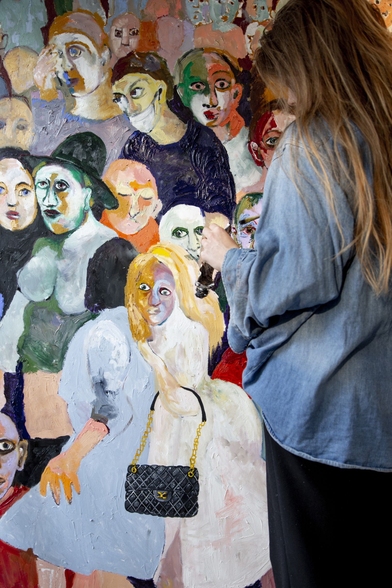 Dutch artist Jade van der Mark explores the 'disconnect of city life ...