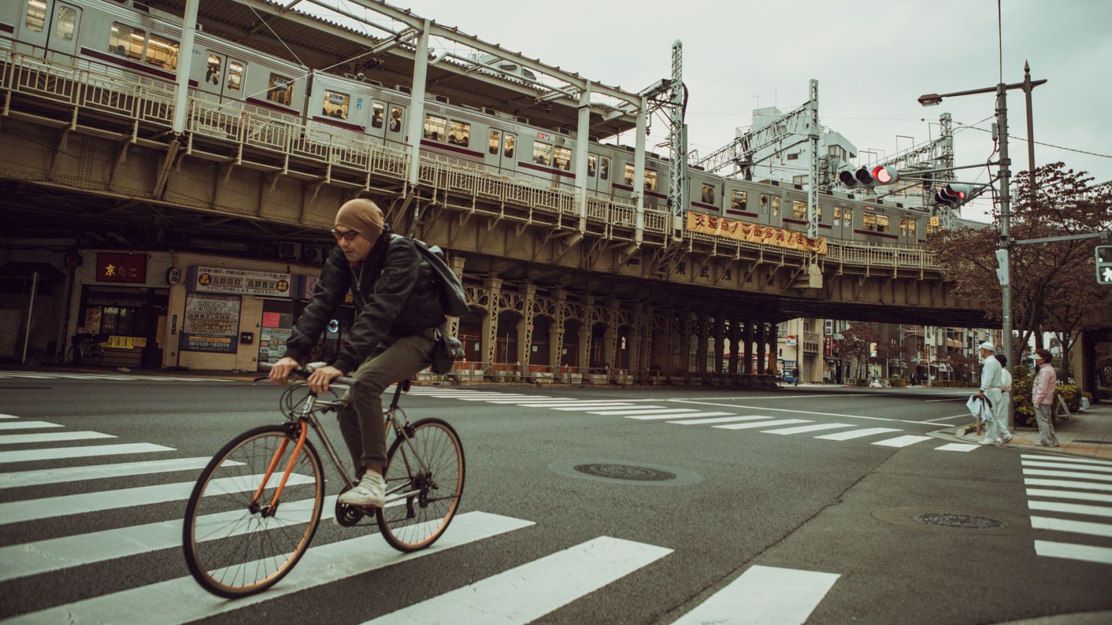 Cinematic Tokyo: Colourful images of Japan that merge old traditions ...