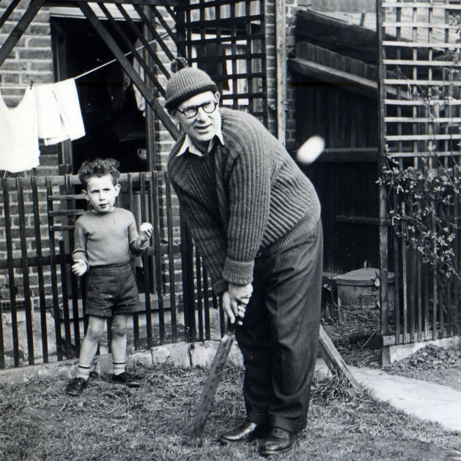 Newly uncovered photographs show London's disappearing working class ...