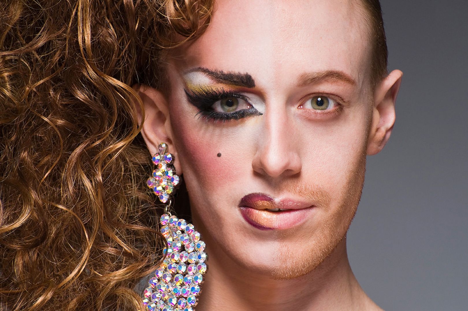 Leland Bobbé's photographs of New York drag queens in half drag ...