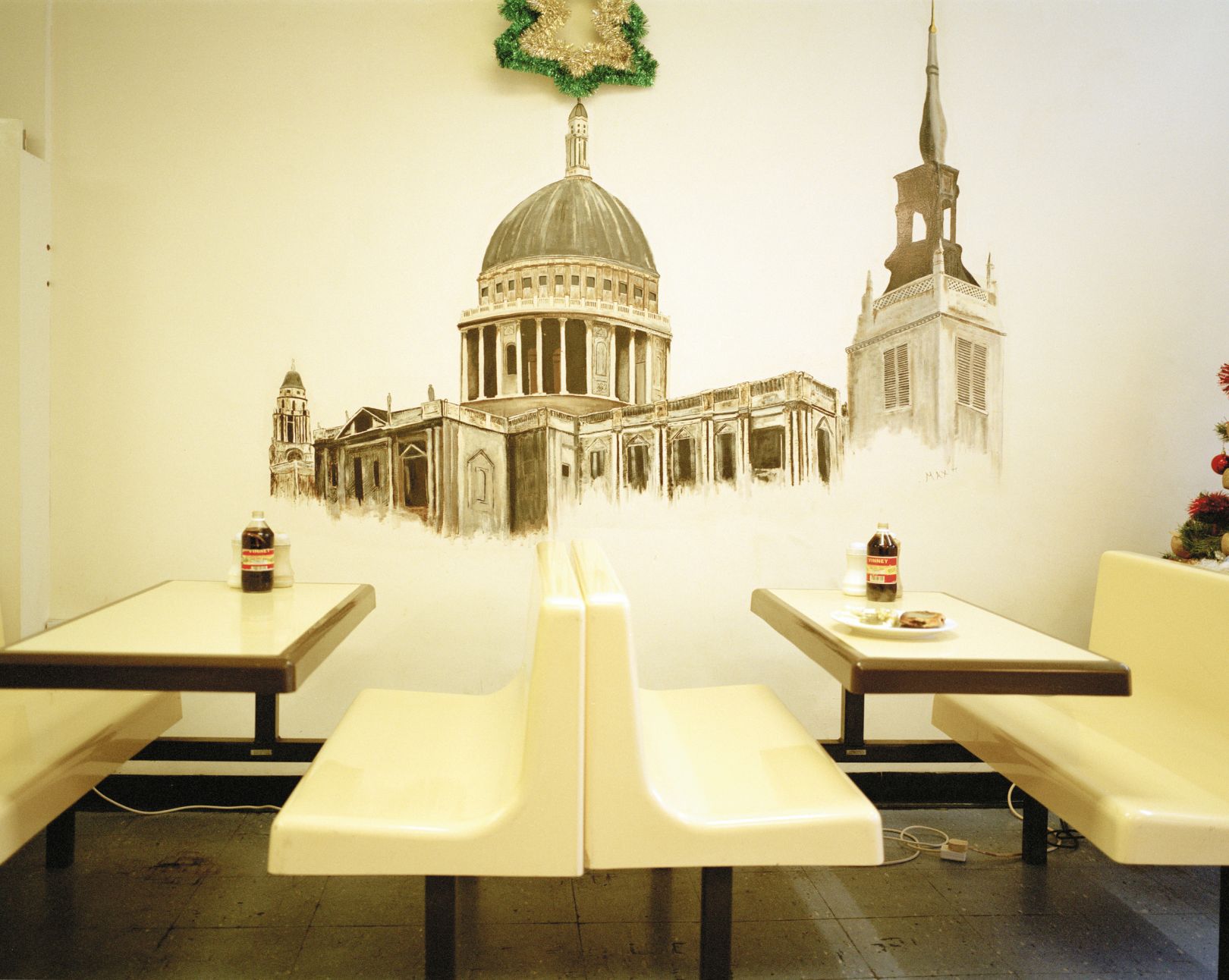 London Ends: Photographer captures the forgotten edges of London ...