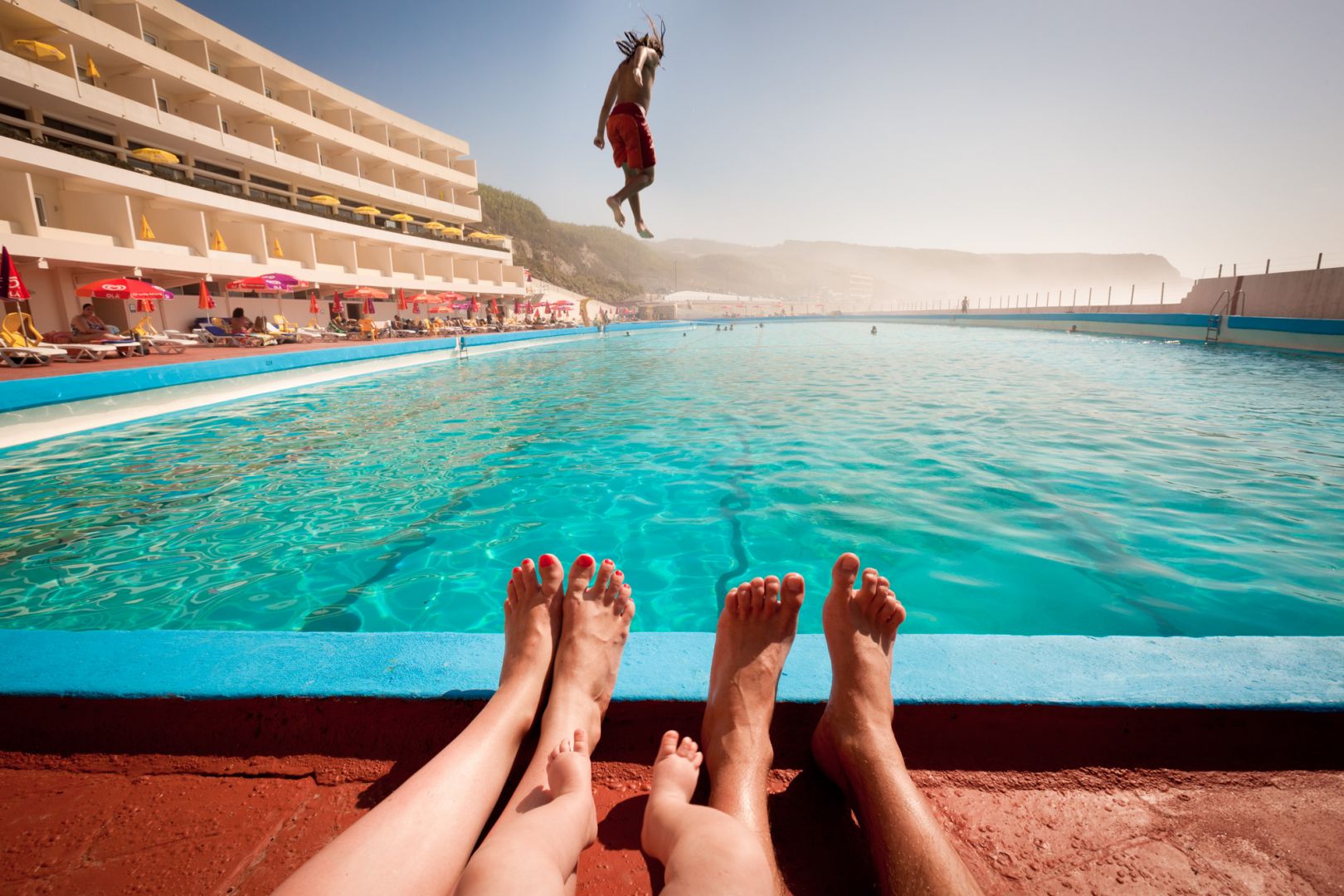 Feet First: Photographer documents his family's travels by showing only ...