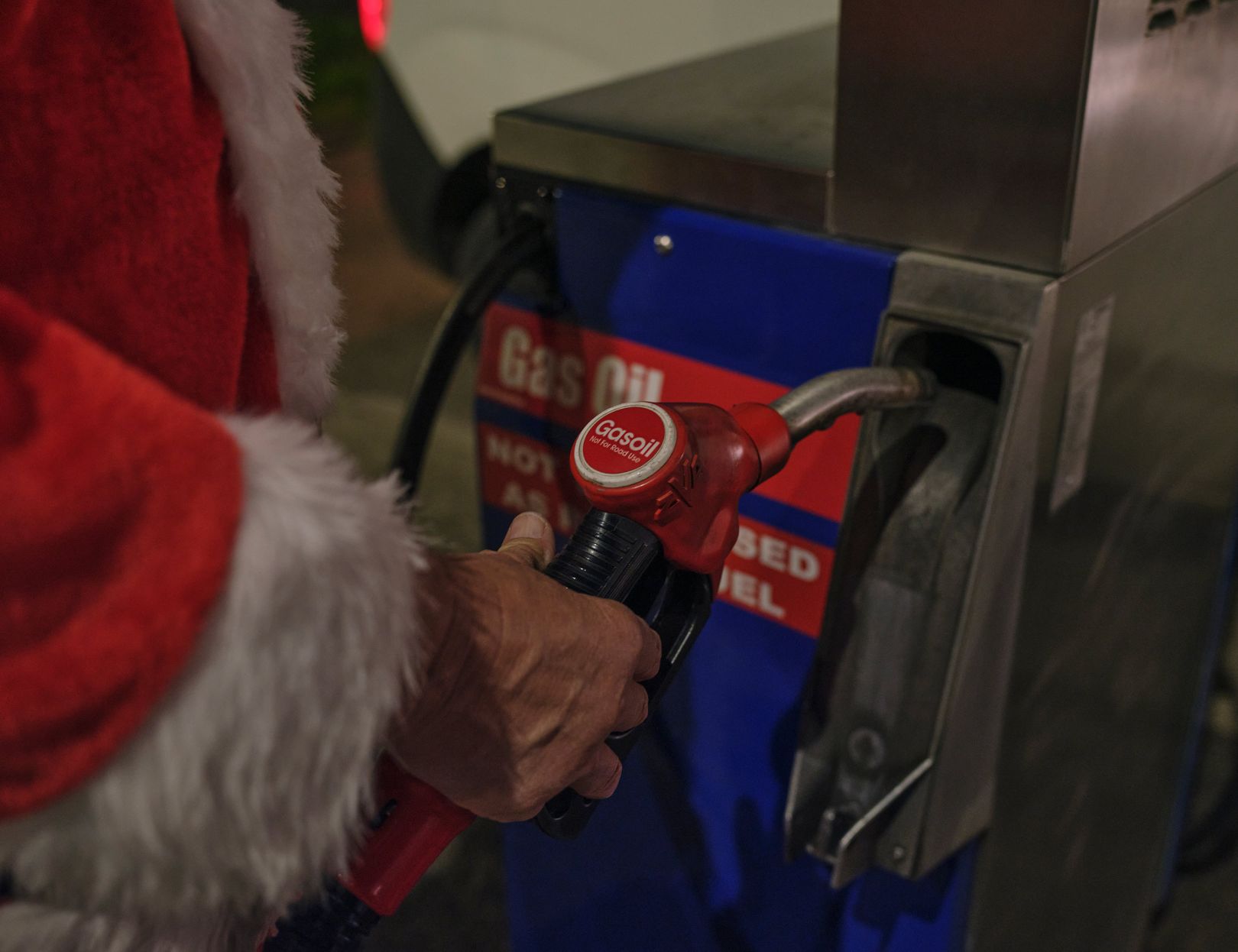 The Real Santa: Photographs by Kate Abbey that reveal the real man ...