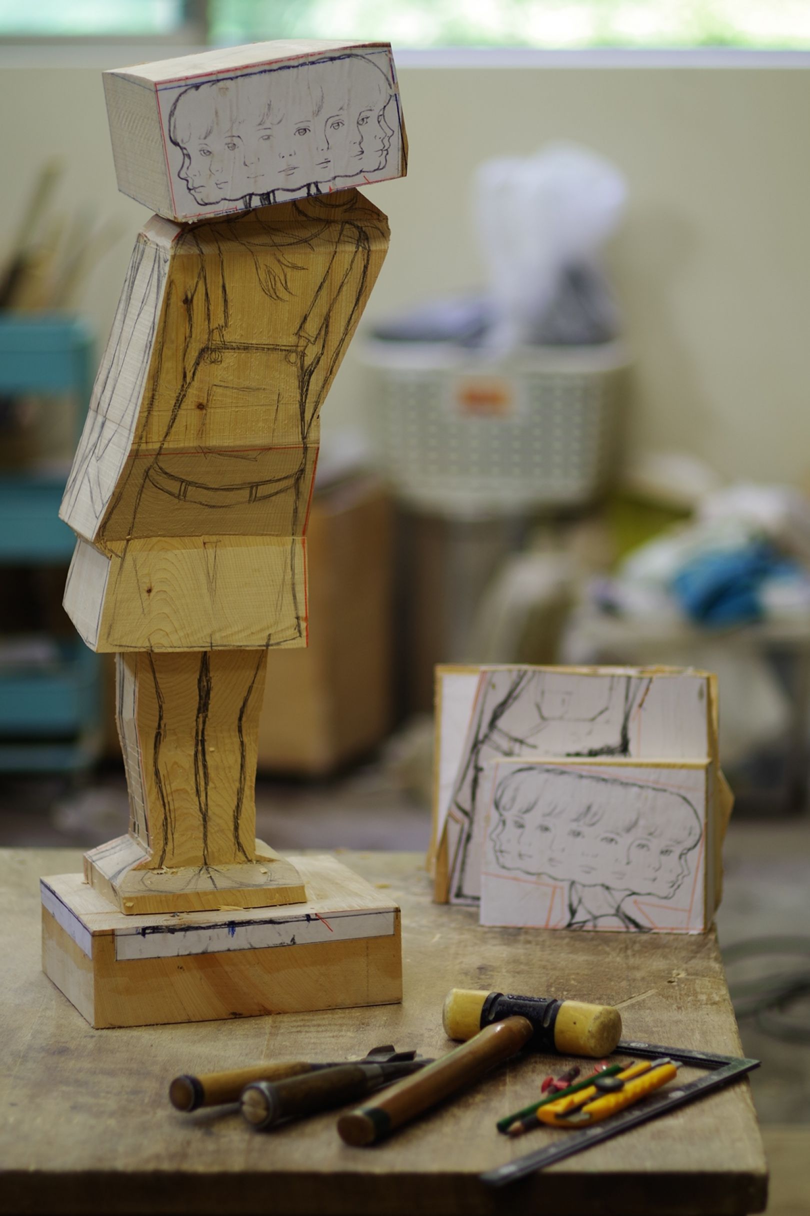 Sculptures of women carved from wooden blocks with glitch effects ...