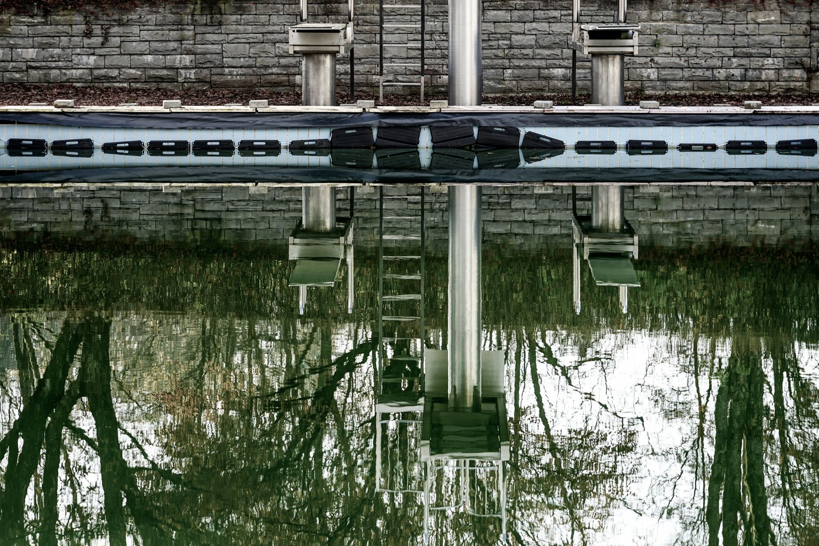 Photographs of a German outdoor pool in winter promise of a summer like ...