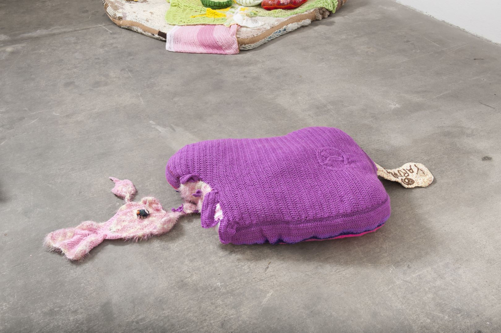 Sabina Speich crafts large-scale pizza, bacon and chips through her ...